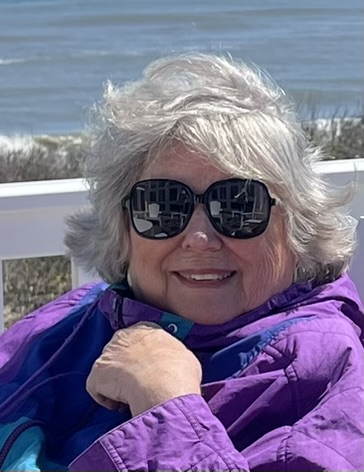 About The Artist - Nancy MeadowsTaylor